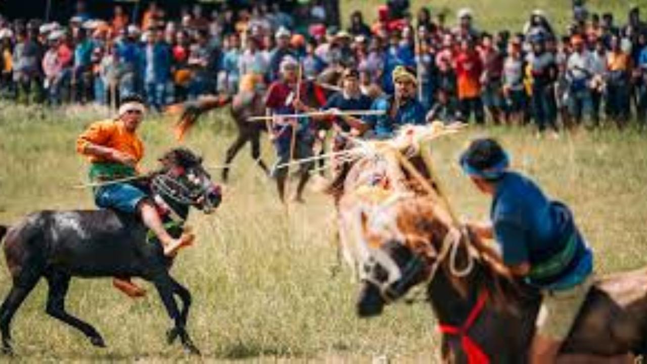 Mengenal 8 Upacara Adat di Provinsi Nusa Tenggara Timur sebagai Aspek ...