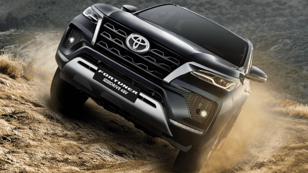 Apa Beda Toyota Fortuner Neo Drive Hybrid dengan Fortuner Reguler, Cek ...