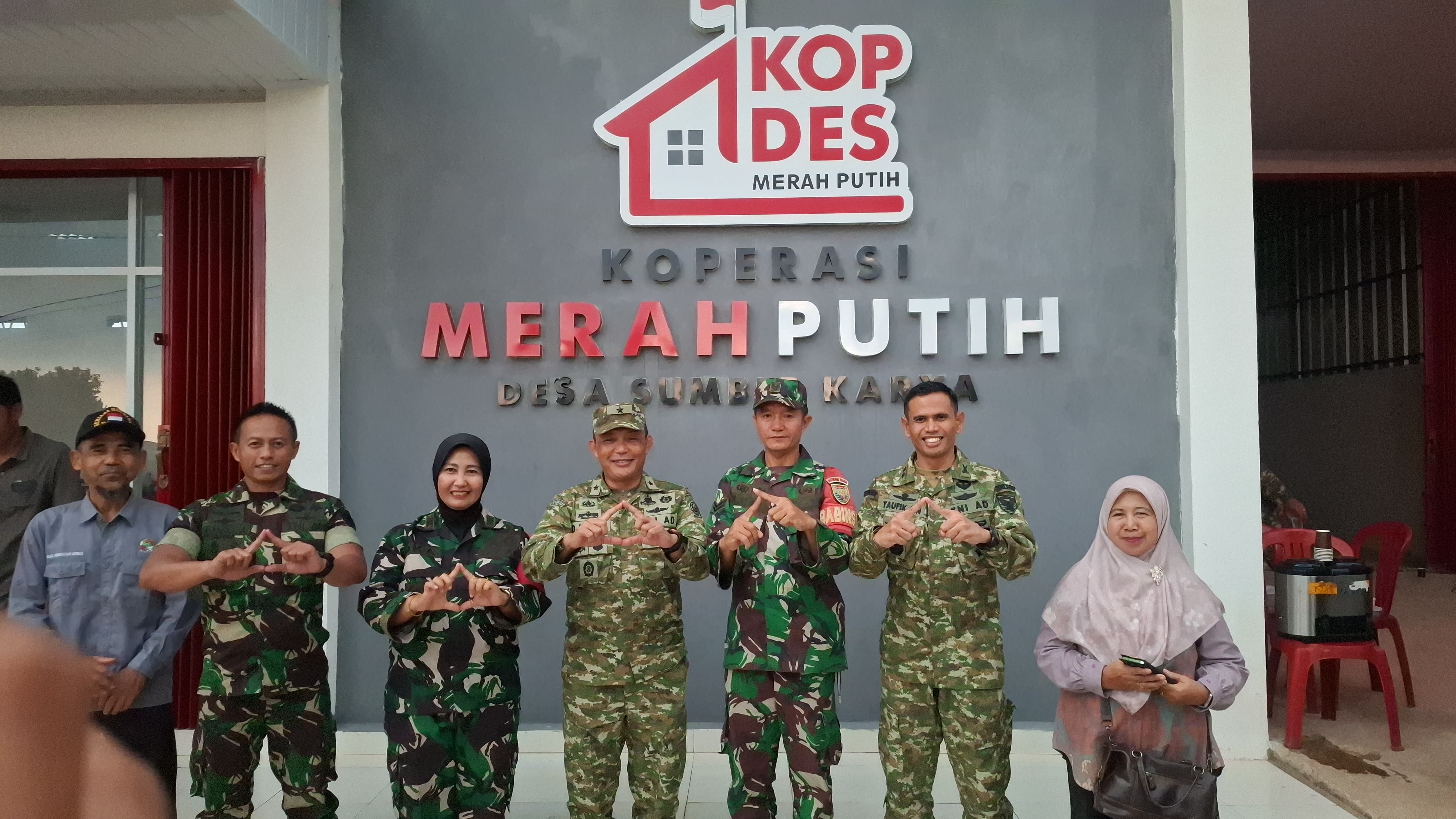 Sssttt! Perwira Tinggi Jenderal Bintang Satu dan Pasukan Kunjungi Kodim ...